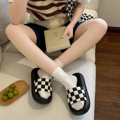 Checkered Pattern Comfort Slide Sandals For Women on Luulla