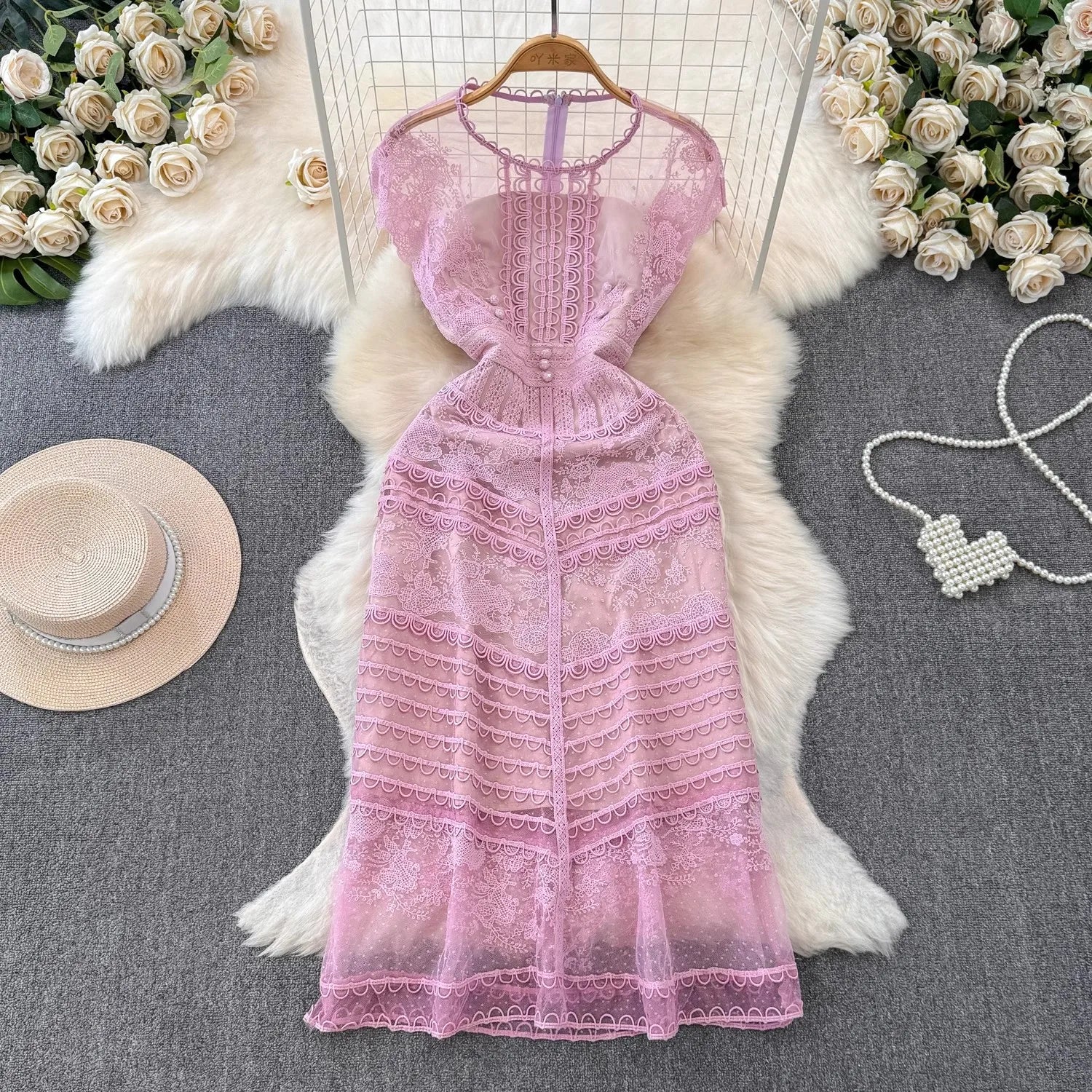 Elegant Lace Midi Dress In Pastel Pink on Luulla